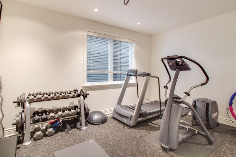 Ultimate Guide: Creating a Basement Home Gym | Better Builders
